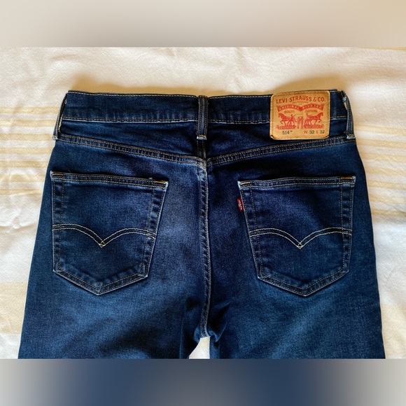 Levi's | Jeans | Levis 54straight Fit Jeans 32 X 32 Measures 32 X 3 | Poshmark